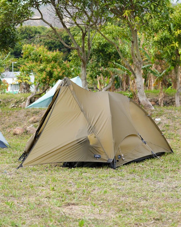 Pre Tents Border With Vestibule / Brown
